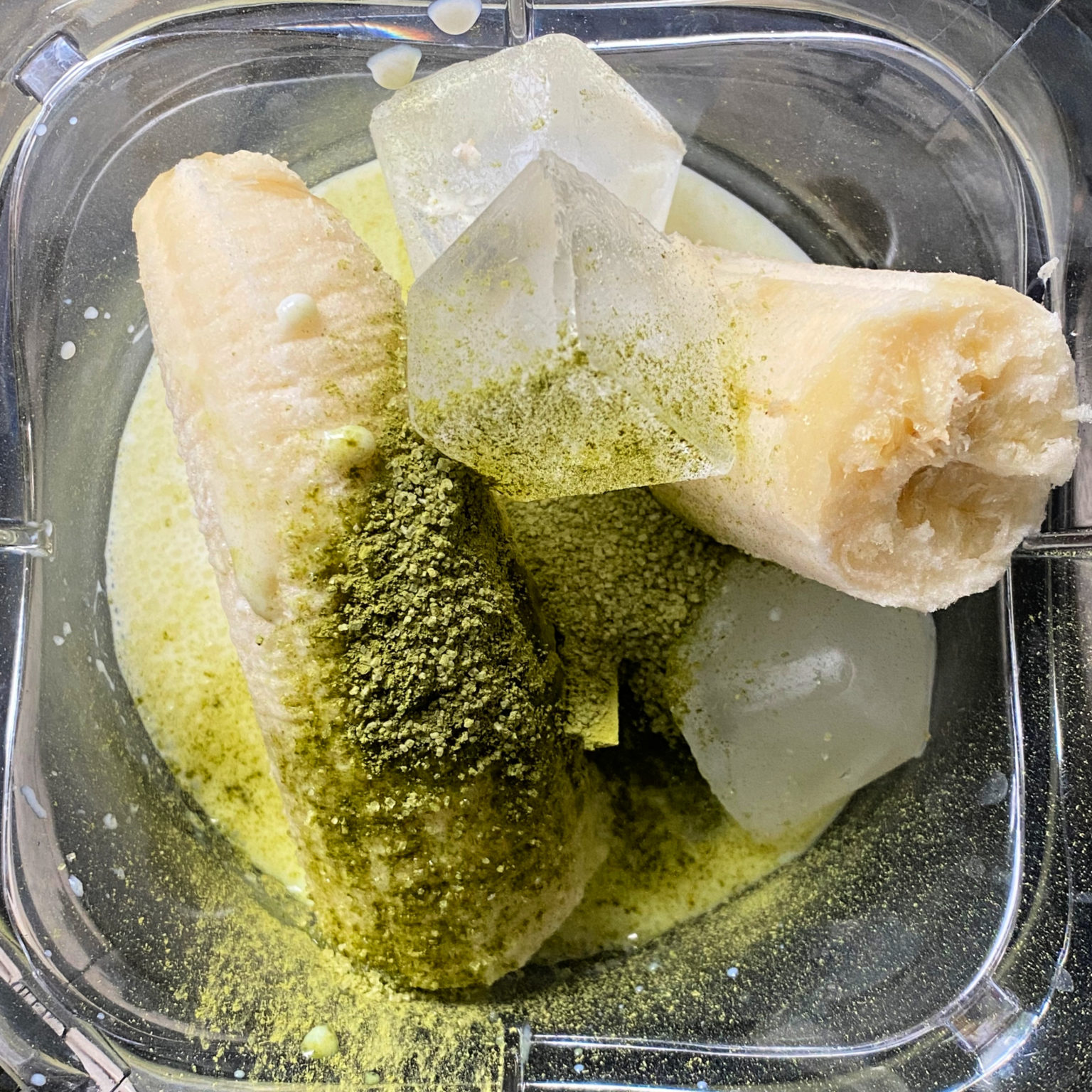 Banana Matcha Smoothie - The Busy Vegetarian