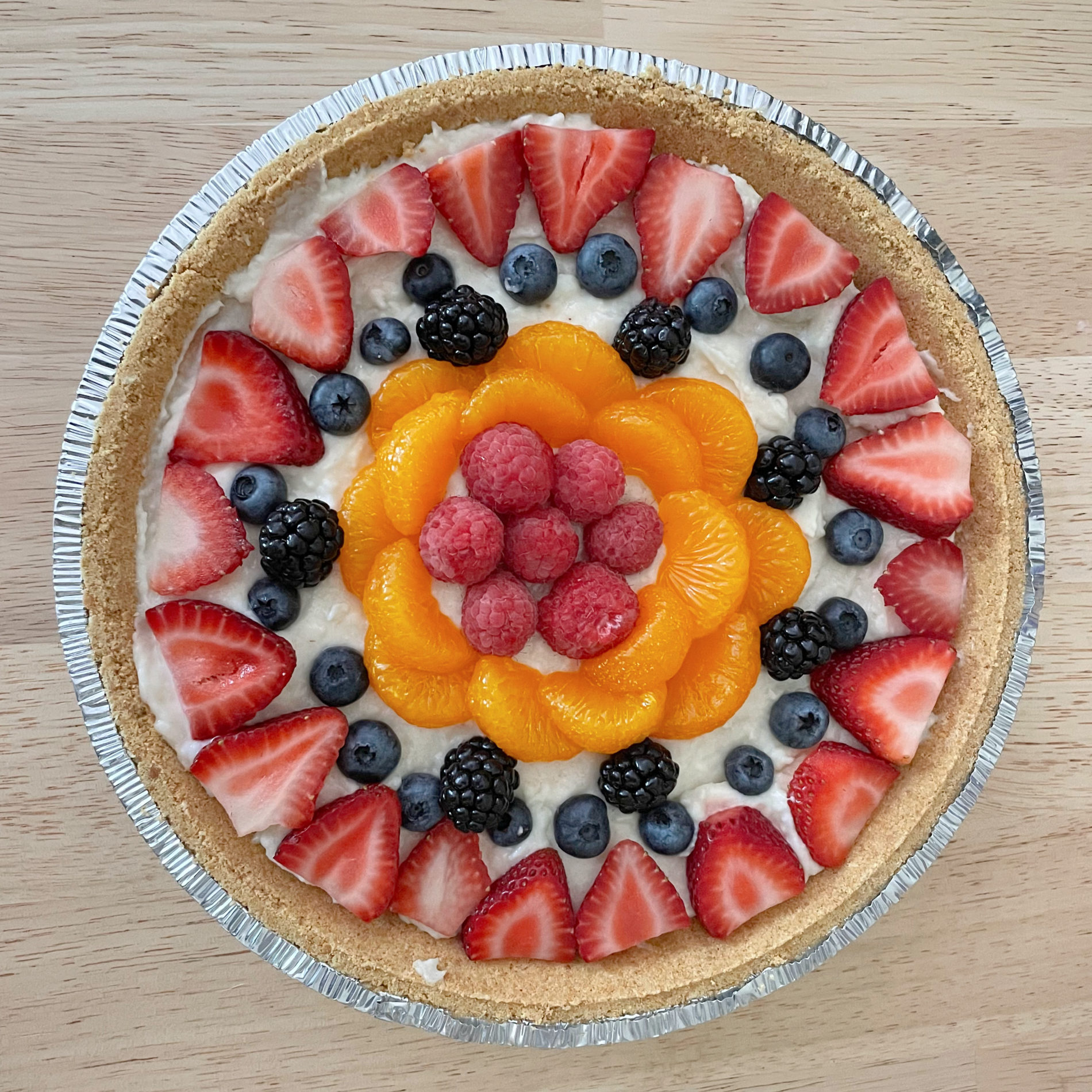 No-Bake Cream Cheese Fruit Pie - The Busy Vegetarian