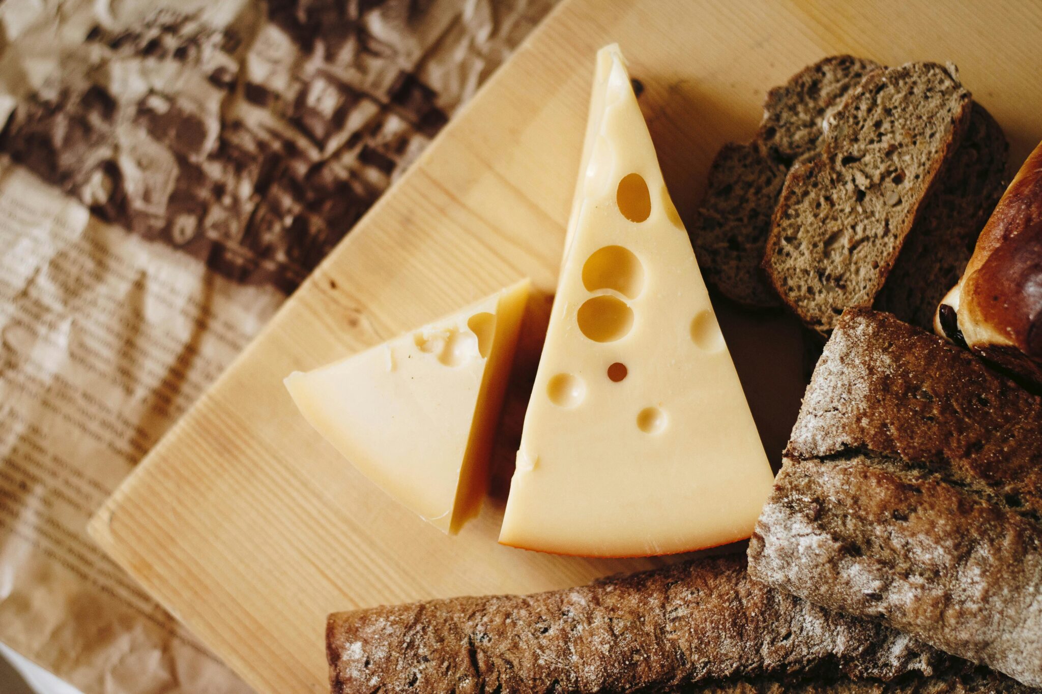 Which Cheeses Contain Animal Rennet? - The Busy Vegetarian